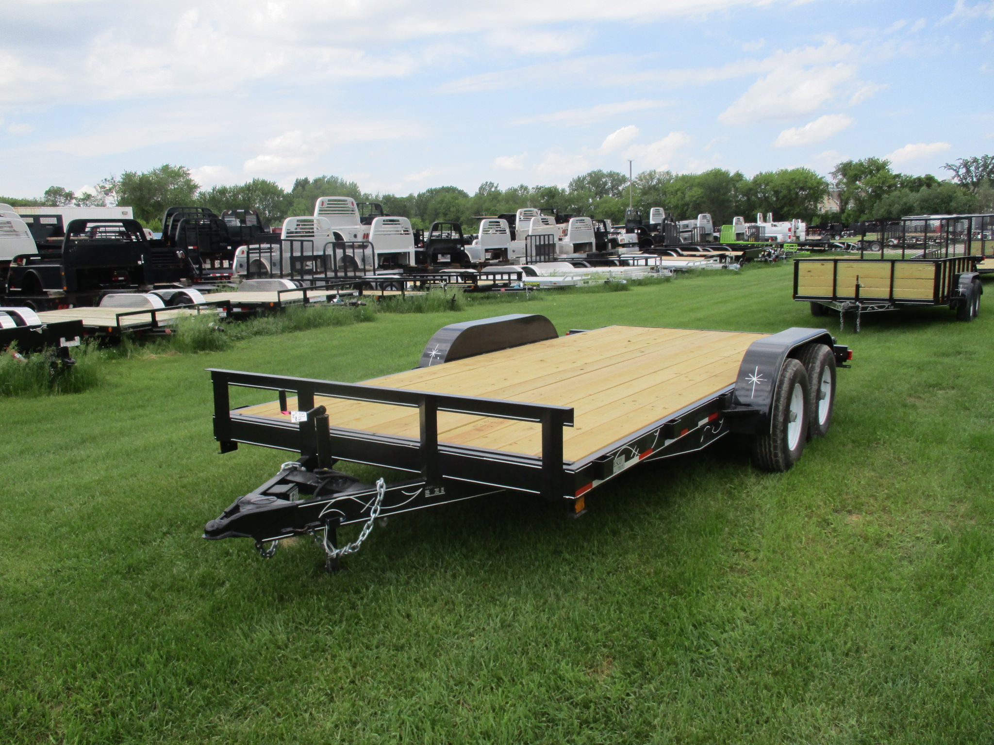 2018 Wesco 82x16' Equipment :: Rondo Trailer