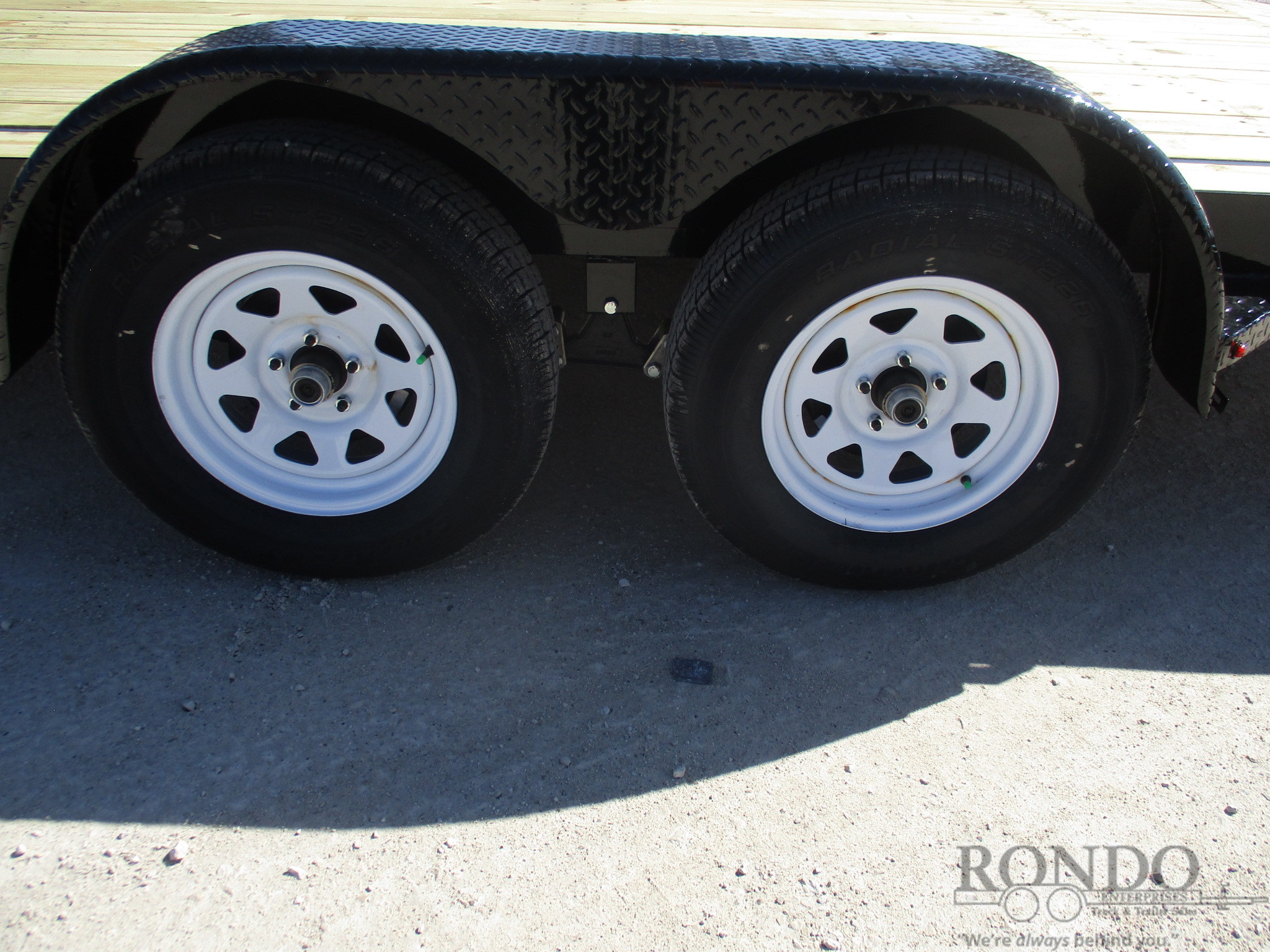 2020 Nation 82x18' Car Hauler OCC/Angle :: Rondo Trailer