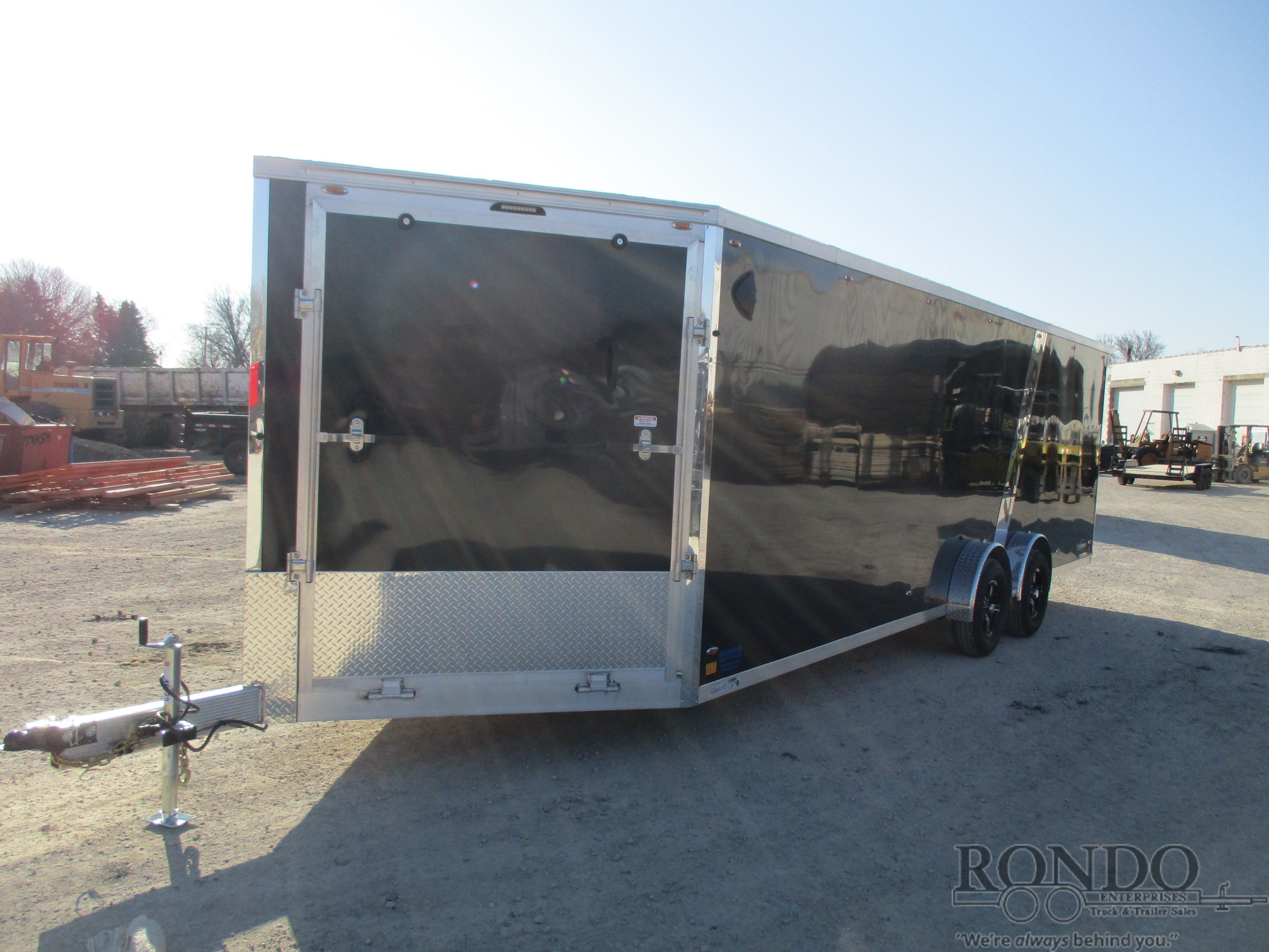 2022 Legend 7.5x29' Enclosed Snowmobile 7.5X29ETA35 :: Rondo Trailer
