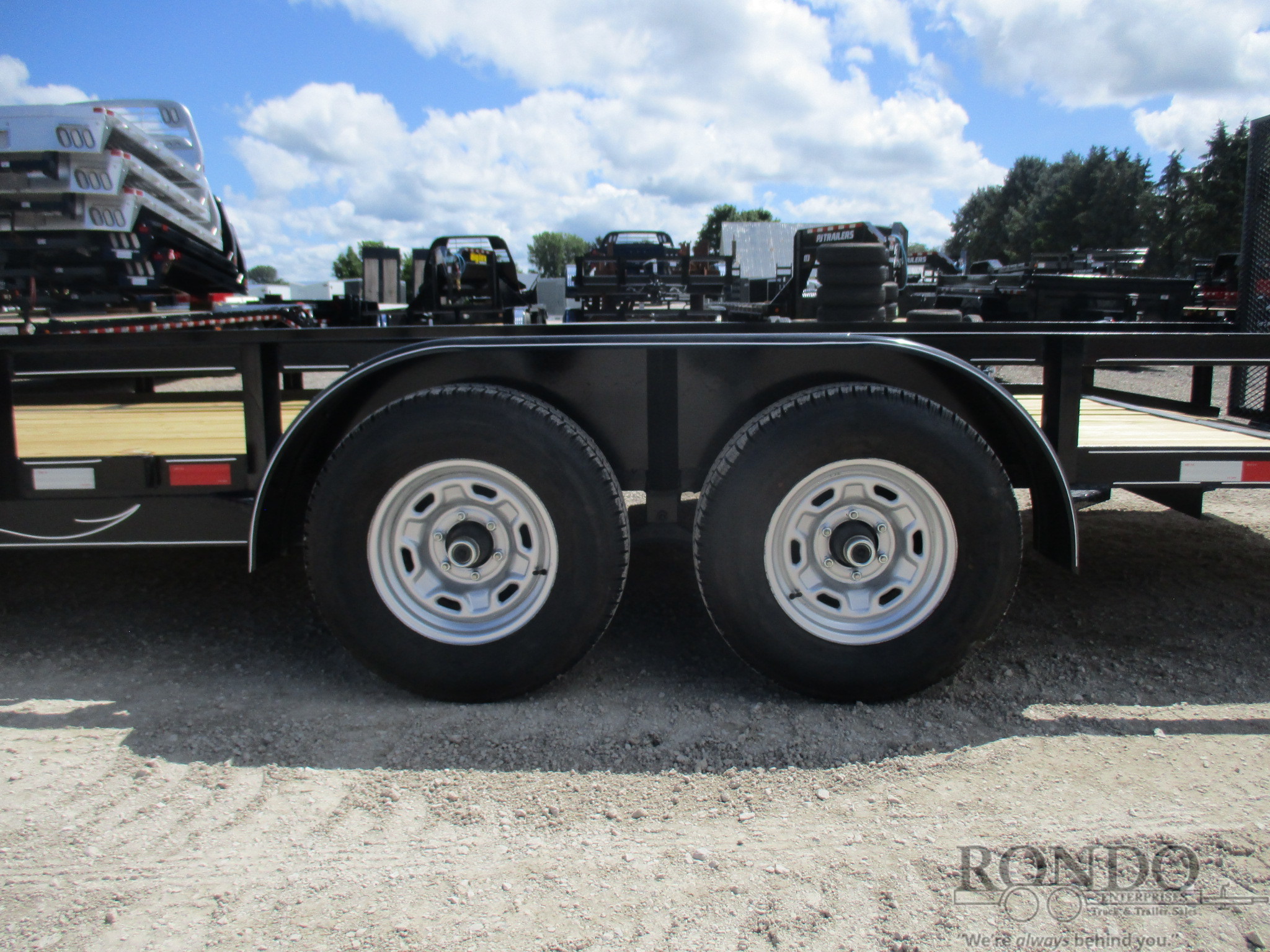 2022 Wesco 82x20' Utility :: Rondo Trailer