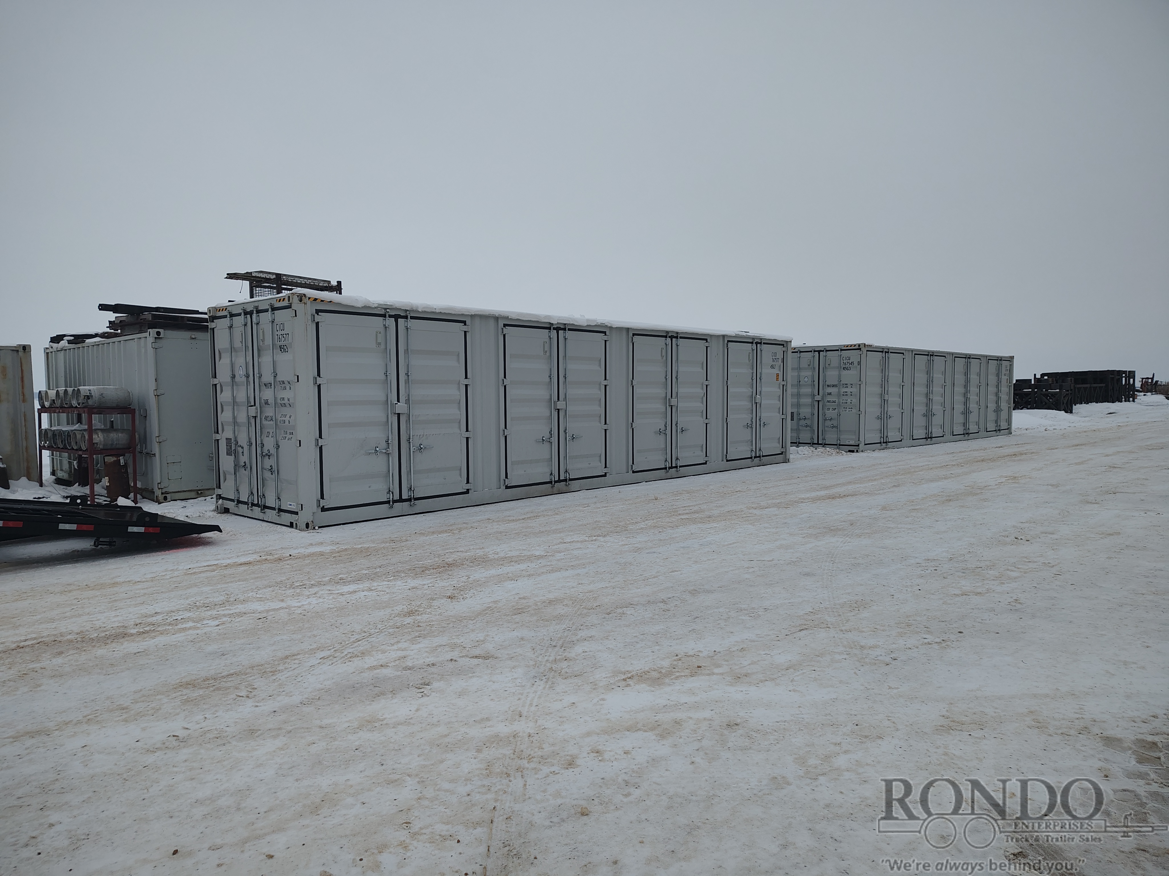 Used 40' Long x 8' Wide - HC Side Doors One Tripper :: Rondo Trailer